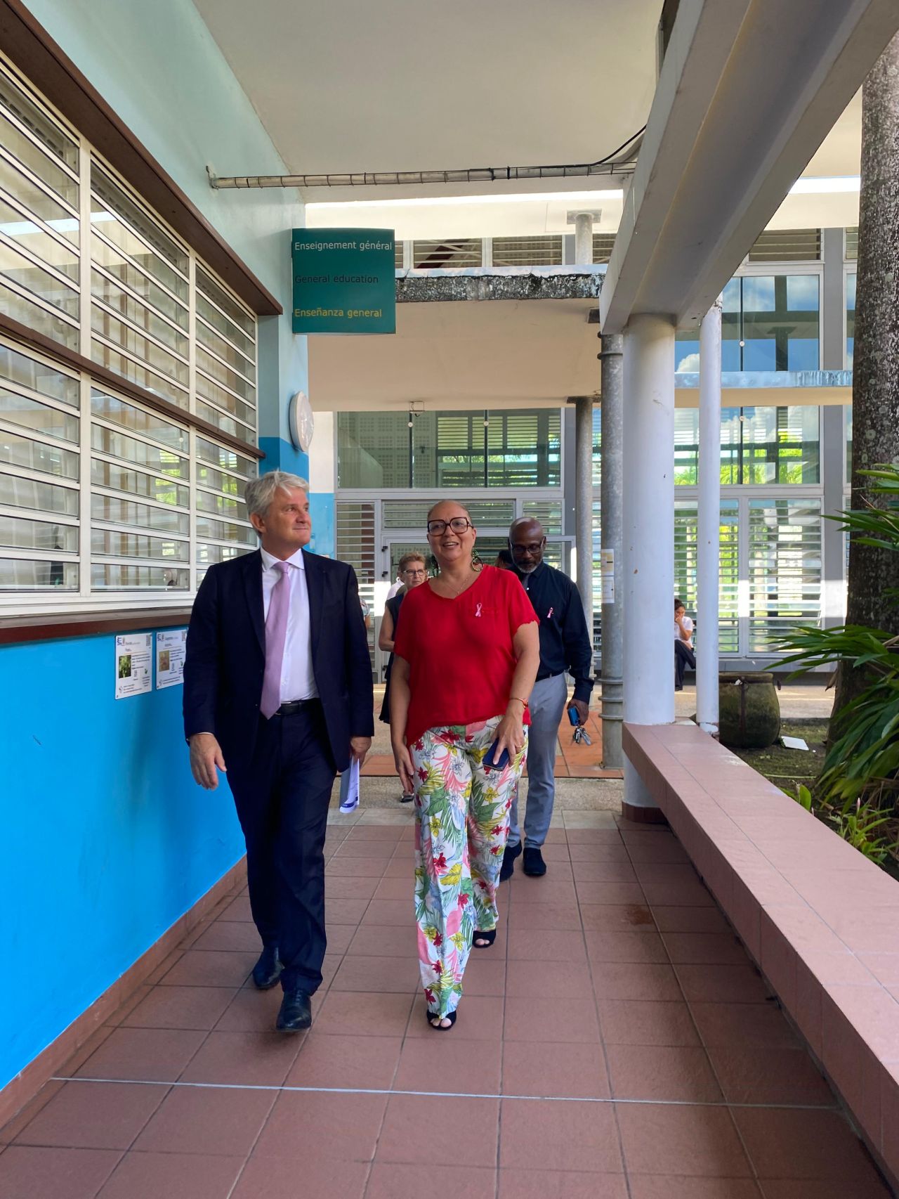 Visite du recteur au lycée des des métiers de l'hôtellerie et du tourisme Violetta Chaville ...